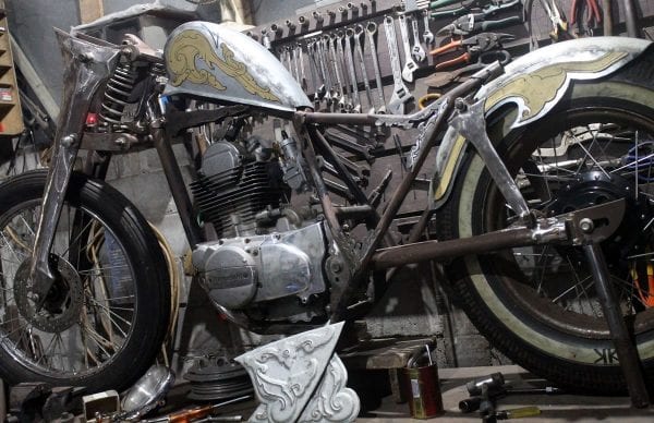 sneak preview | tribute bike from k-kustoms - bikerMetric